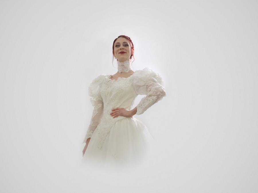 Christmas Wedding Runaway - Apple TV (UK)