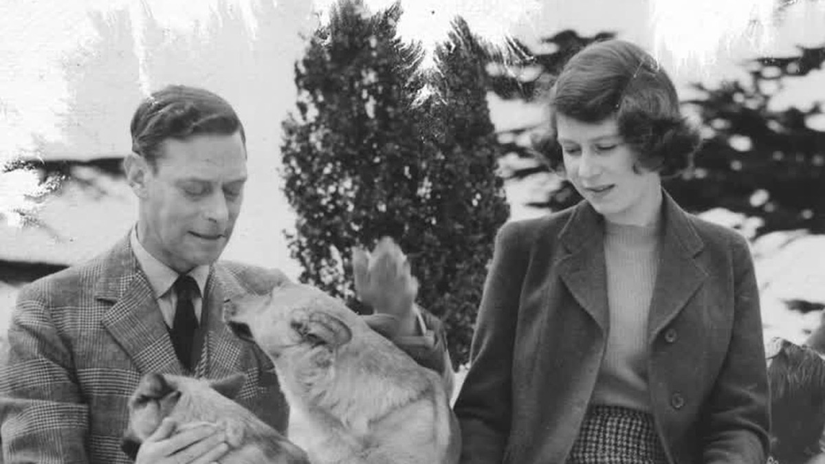 Life Before the Crown: Princess Elizabeth - Apple TV (BG)