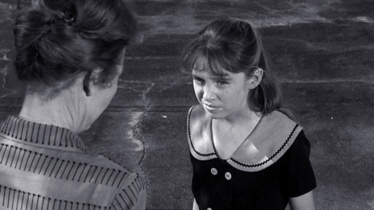 I Sing The Body Electric – The Twilight Zone (Season 3, Episode 35 ...