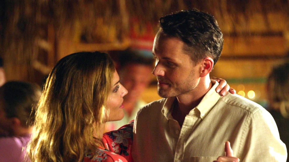 Sun, Sand & Romance - Apple TV