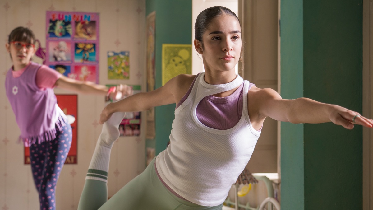 One Step Closer - Ayla & The Mirrors (Season 1, Episode 24) - Apple TV