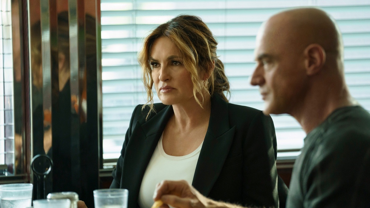 ‎With Many Names - Law & Order: Organized Crime (Series 3, Episode 22 ...