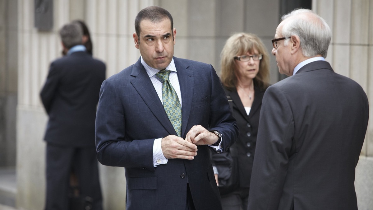 ‎Conflict of Interest - Suits (Series 3, Episode 4) - Apple TV (CH)