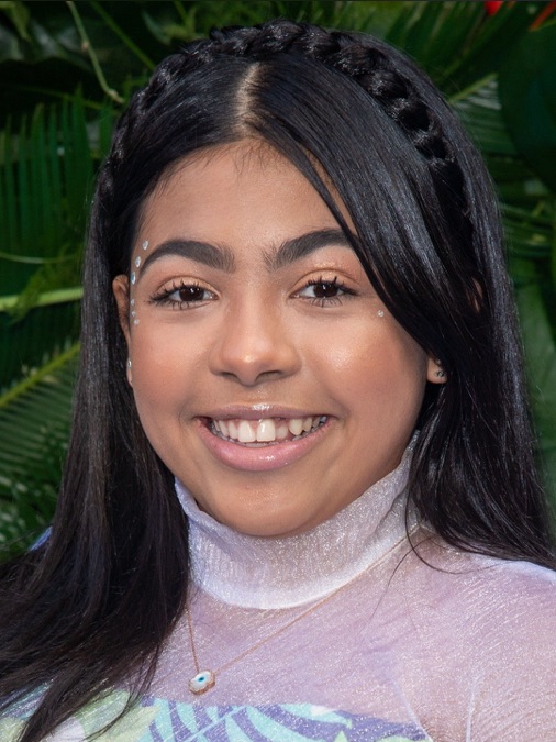 ‎Ynairaly Simo Films and Shows – Apple TV