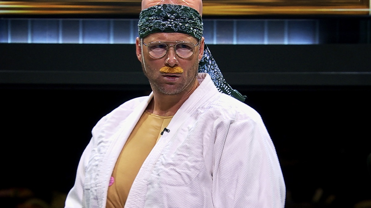 ‎Trouble's Coming from Every Direction! - LOL: Last One Laughing ...