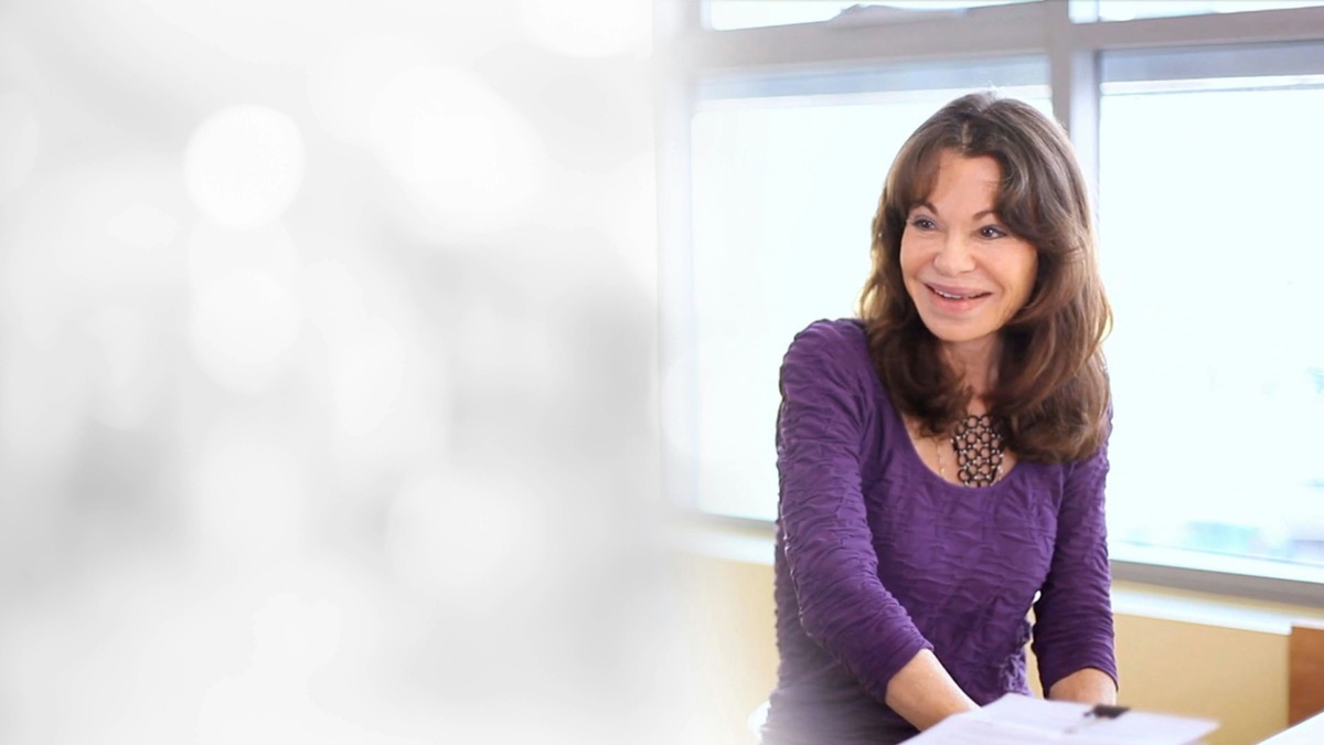 A Day in the Life With Donna Gates - Apple TV