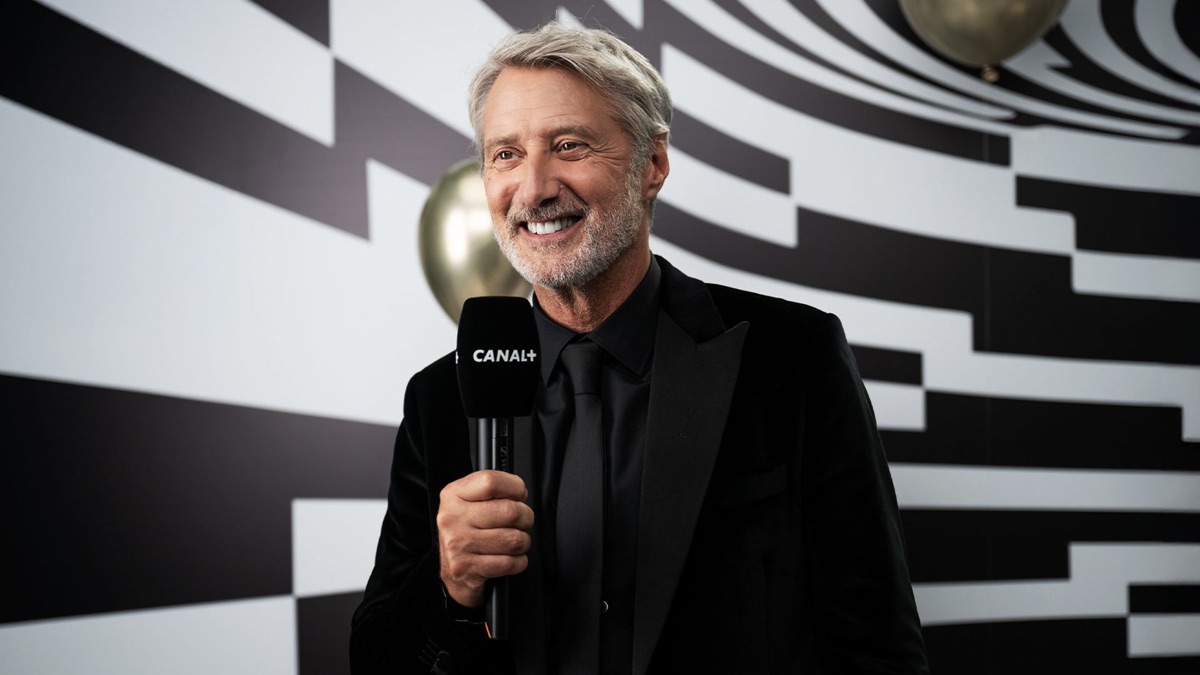 ‎40 années de CANAL+ décryptées par Antoine de Caunes - Décrypté ...