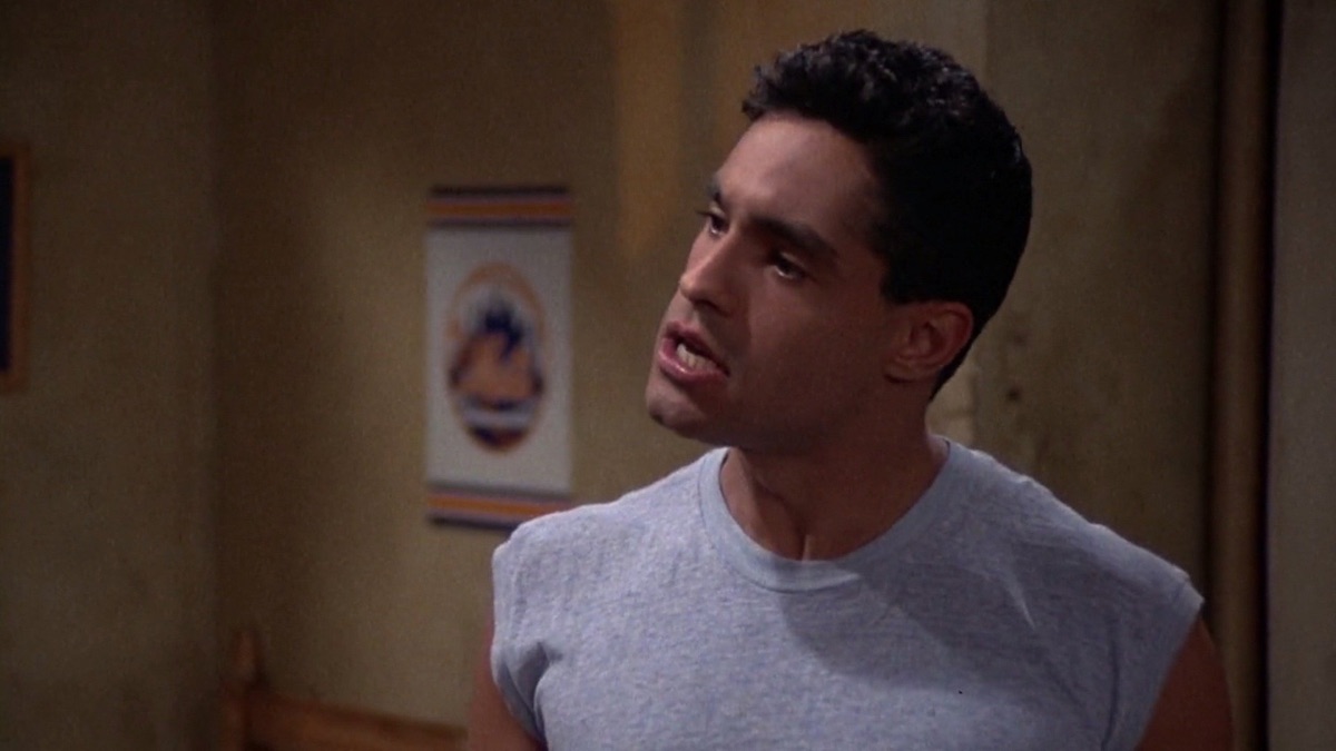 The Busboy - Seinfeld (Series 2, Episode 12) - Apple TV (UK)