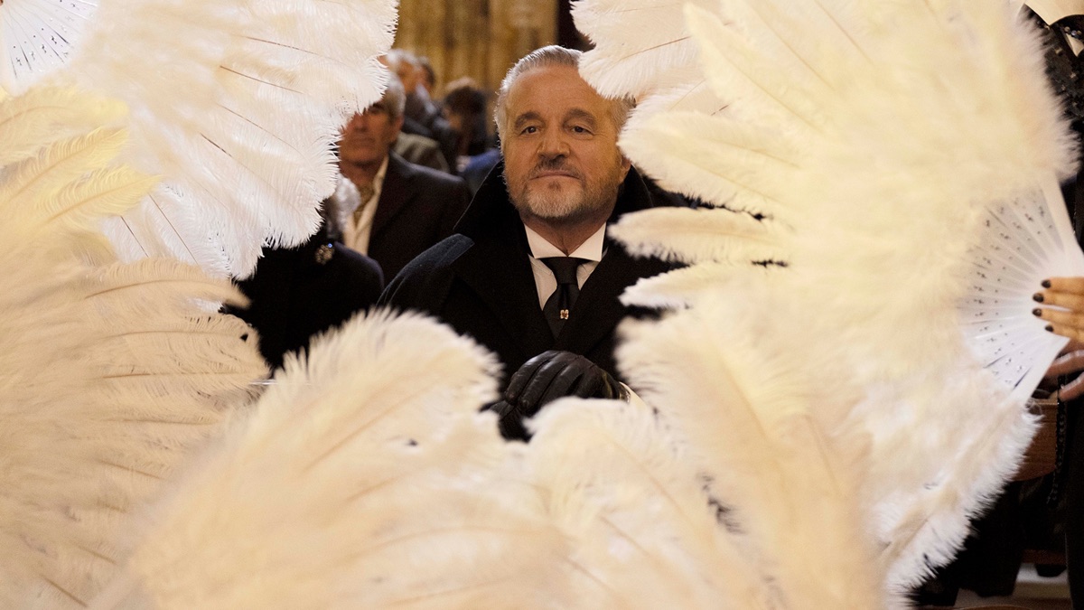 Eva - Fading Gigolo (Series 1, Episode 5) - Apple TV (UK)