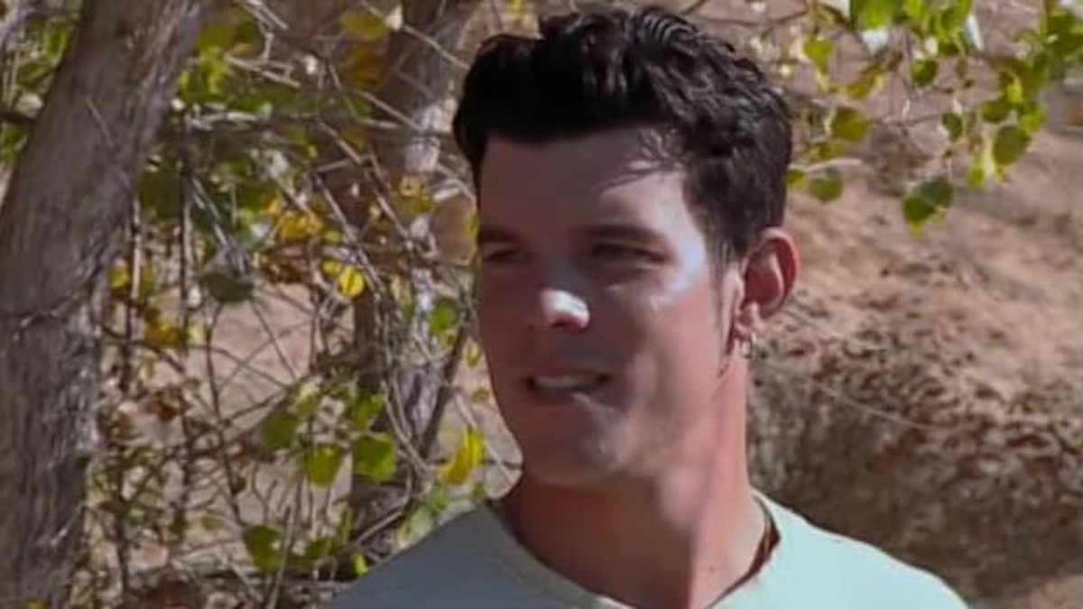 Helicopter Box Jump/ Tarantula Pit/ Water Tube - Fear Factor (Series 2, Episode 13) - Apple TV (UK)