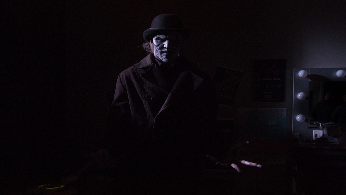 The Crooked Man - Apple TV