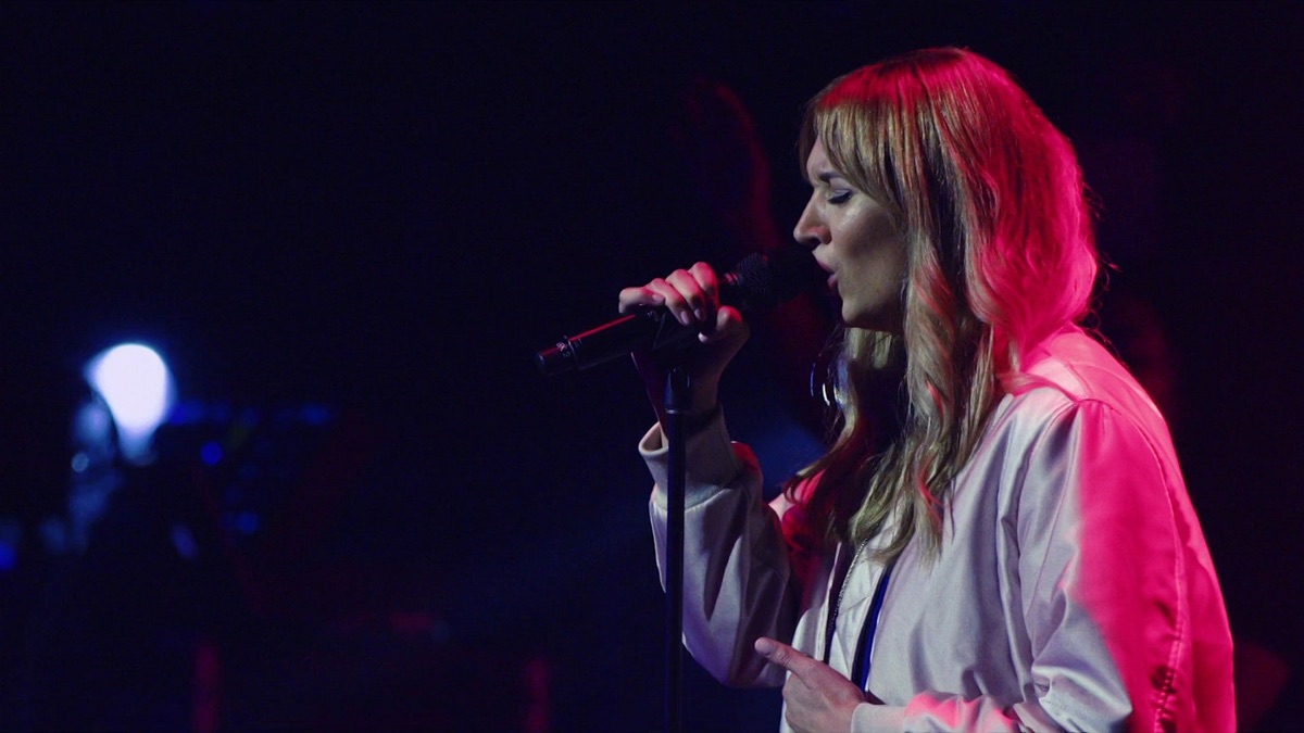 Hillsong Young & Free - Youth Revival - Apple TV (MX)