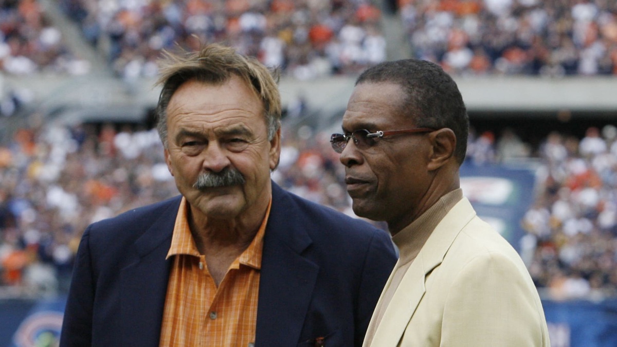 ‎Dick Butkus and Gale Sayers - A Football Life (Series 4, Episode 12 ...