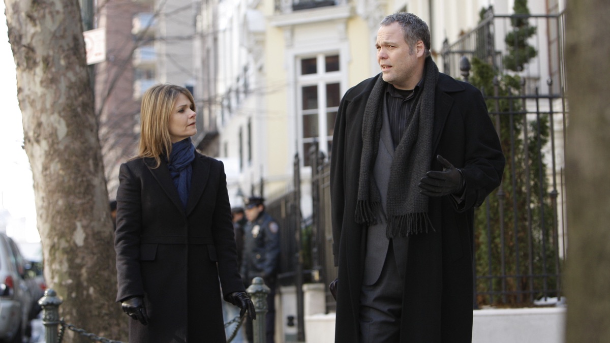 ‎Playing Dead - Law & Order: Criminal Intent (Season 8, Episode 1 ...