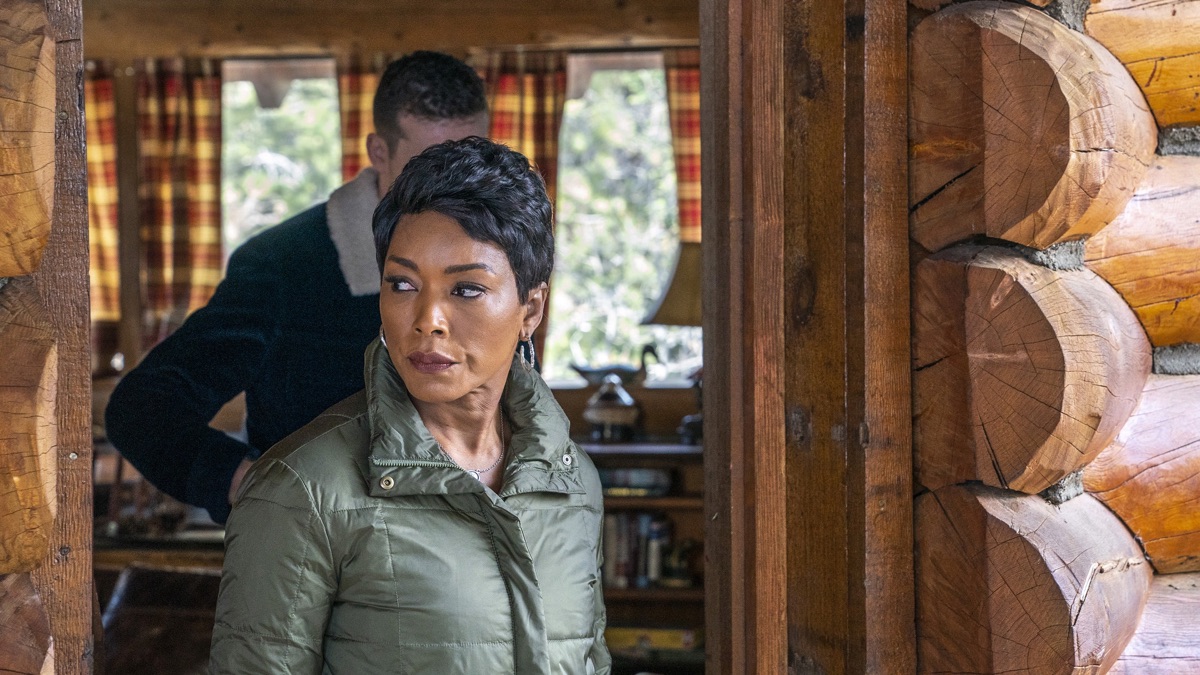 Luchar o huir - 9-1-1 (temporada 2, episodio 13) - Apple TV (PE)