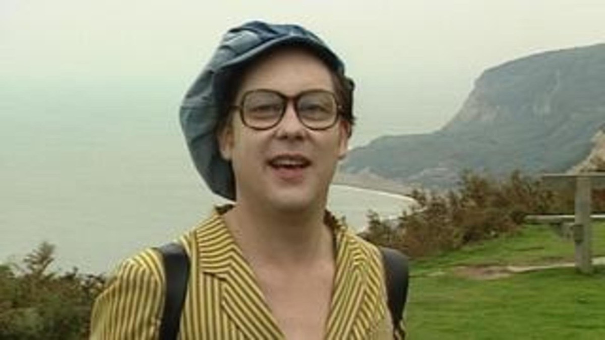 Flight 709 - The Smell of Reeves and Mortimer (Series 2, Episode 6 ...