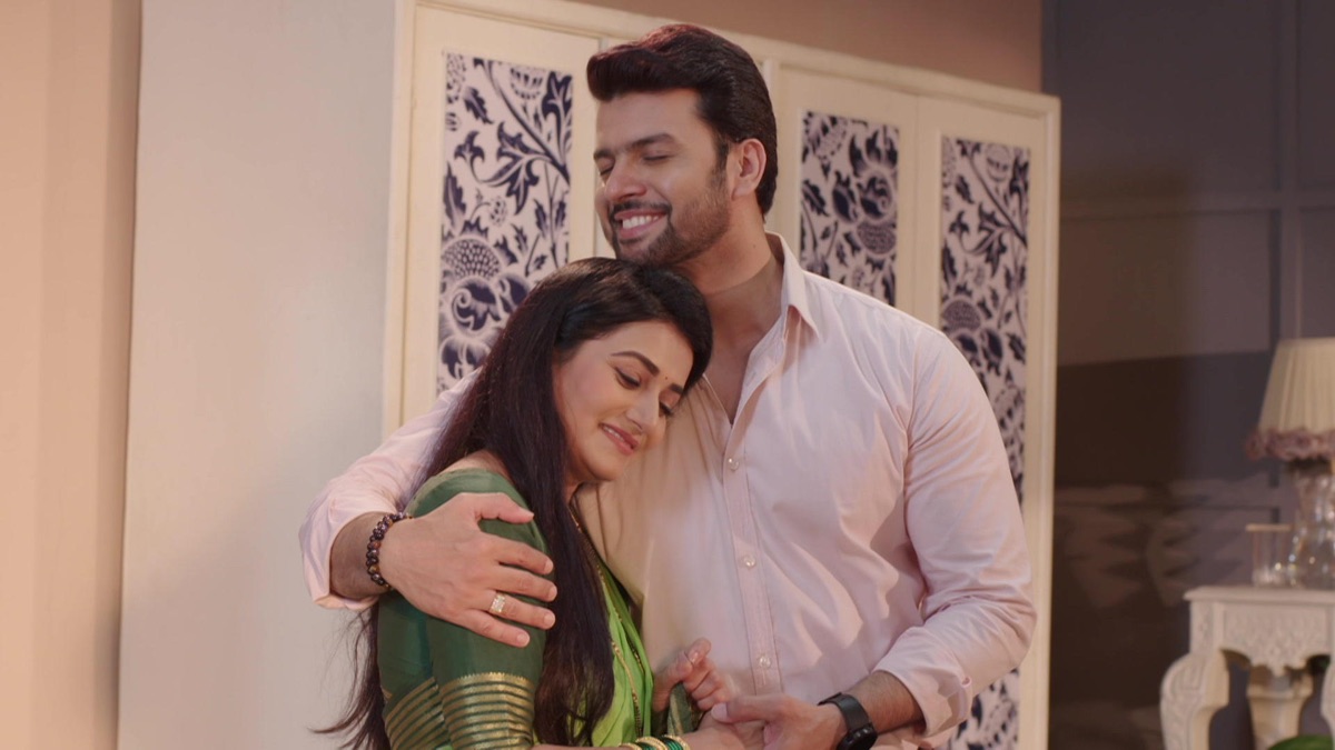 Sayali Trusts Arjun's Plan - Tharala Tar Mag (Season 1, Episode 720 ...