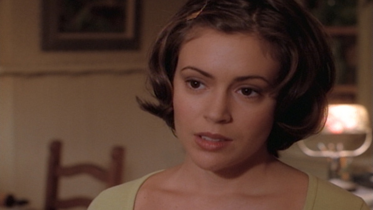 The Wedding from Hell - Charmed (Series 1, Episode 6) - Apple TV (IE)