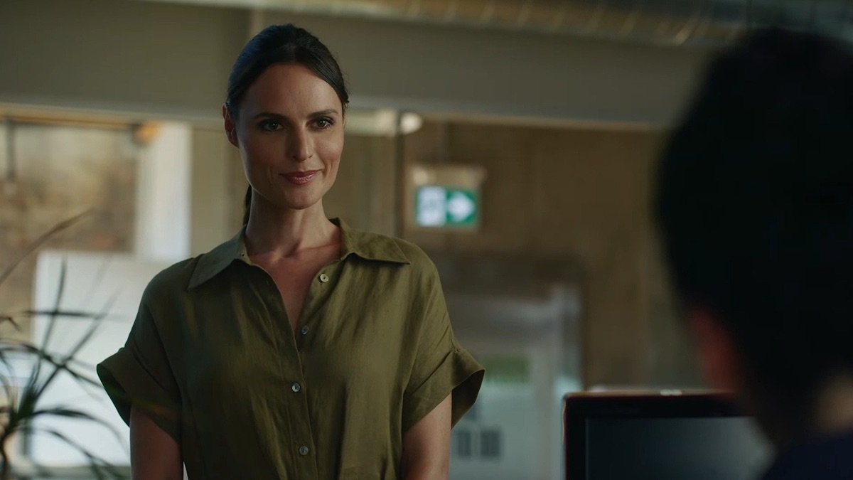 Good Wife's Guide to Murder - Apple TV