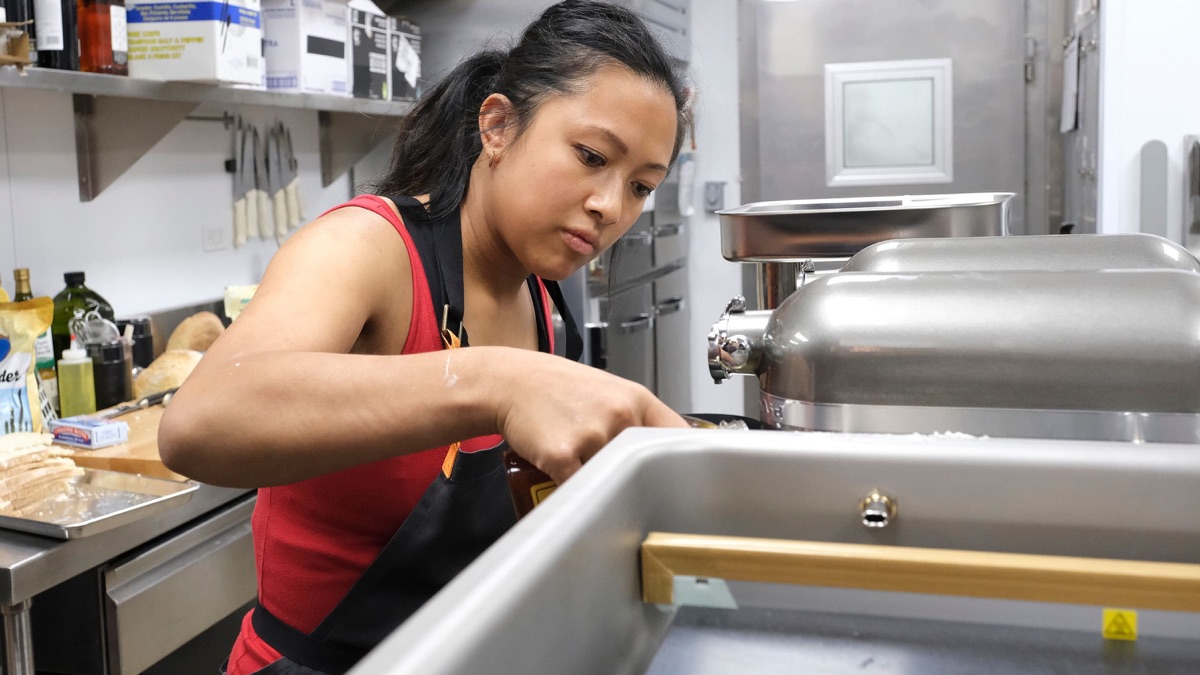 Don't Mess With BBQ - Top Chef (Series 19, Episode 5) - Apple TV (IE)