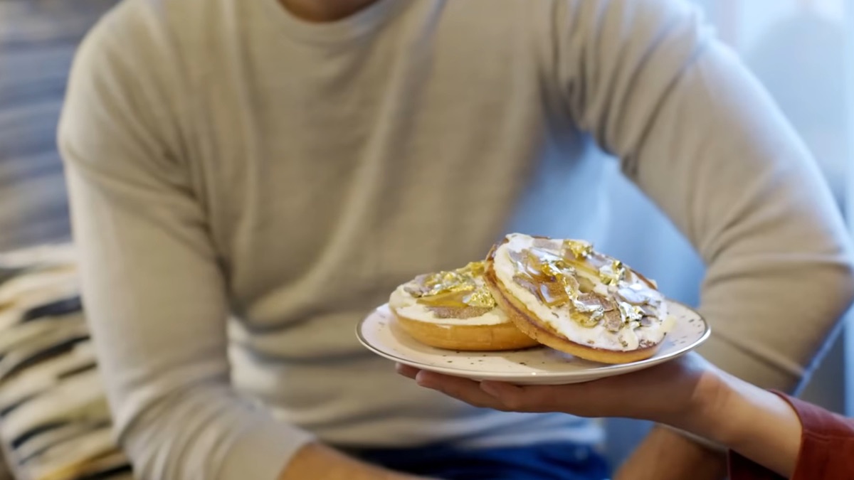 ‎$1 Bagel Vs. $1,000 Bagel – Worth It (Season 4, Episode 2) - Apple TV (AU)