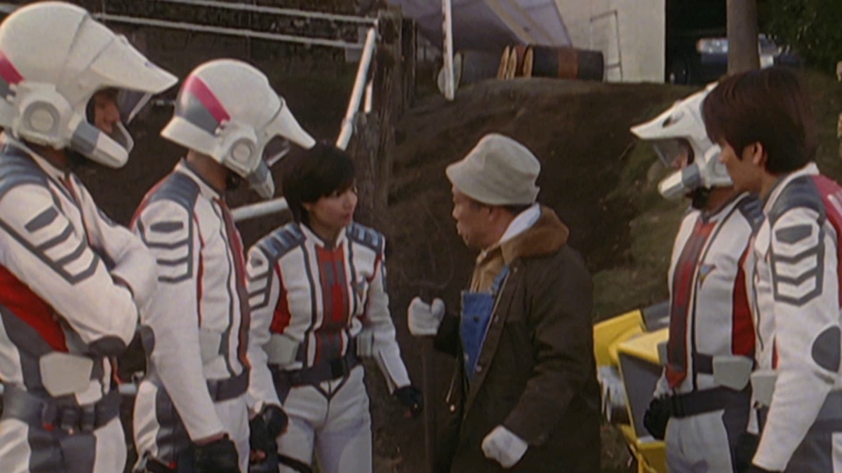Monster Zoo – Ultraman Tiga (Season 1, Episode 30) - Apple TV (CA)