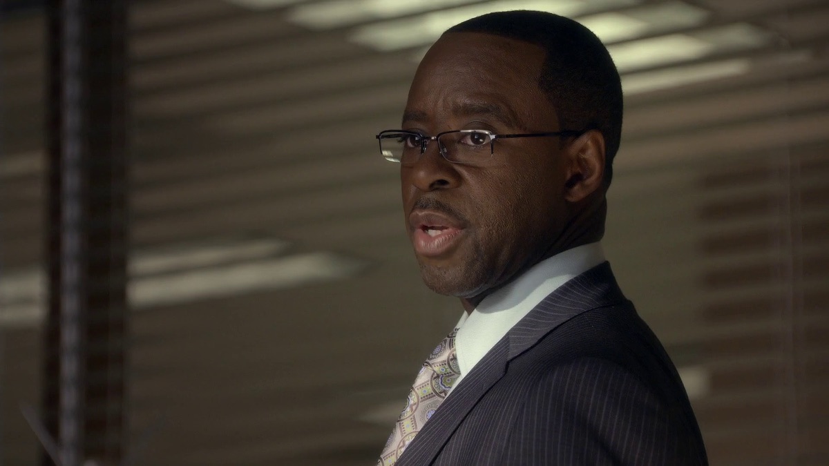 Le Sacrifice de la reine – FlashForward (Season 1, Episode 15) - Apple ...