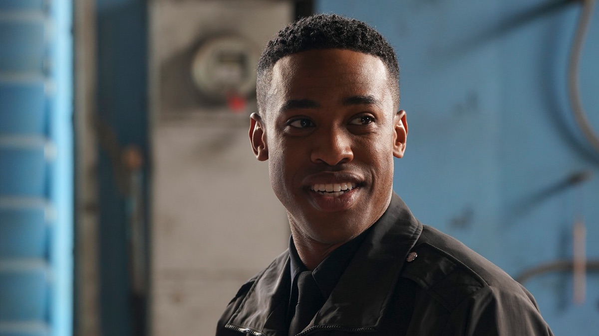 The Checklist - The Rookie (Season 1, Episode 19) - Apple TV