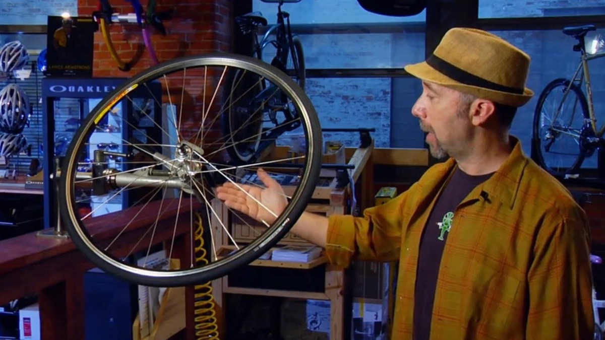 ‎Pulsars & Quasars - The Universe (Series 4, Episode 10) - Apple TV (JO)