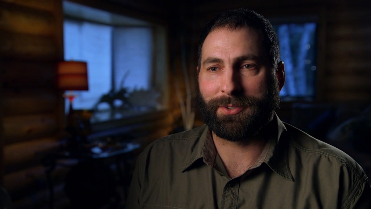 Curse of the Trapper's Cabin - Alaska Haunting (Season 1, Episode 2 ...