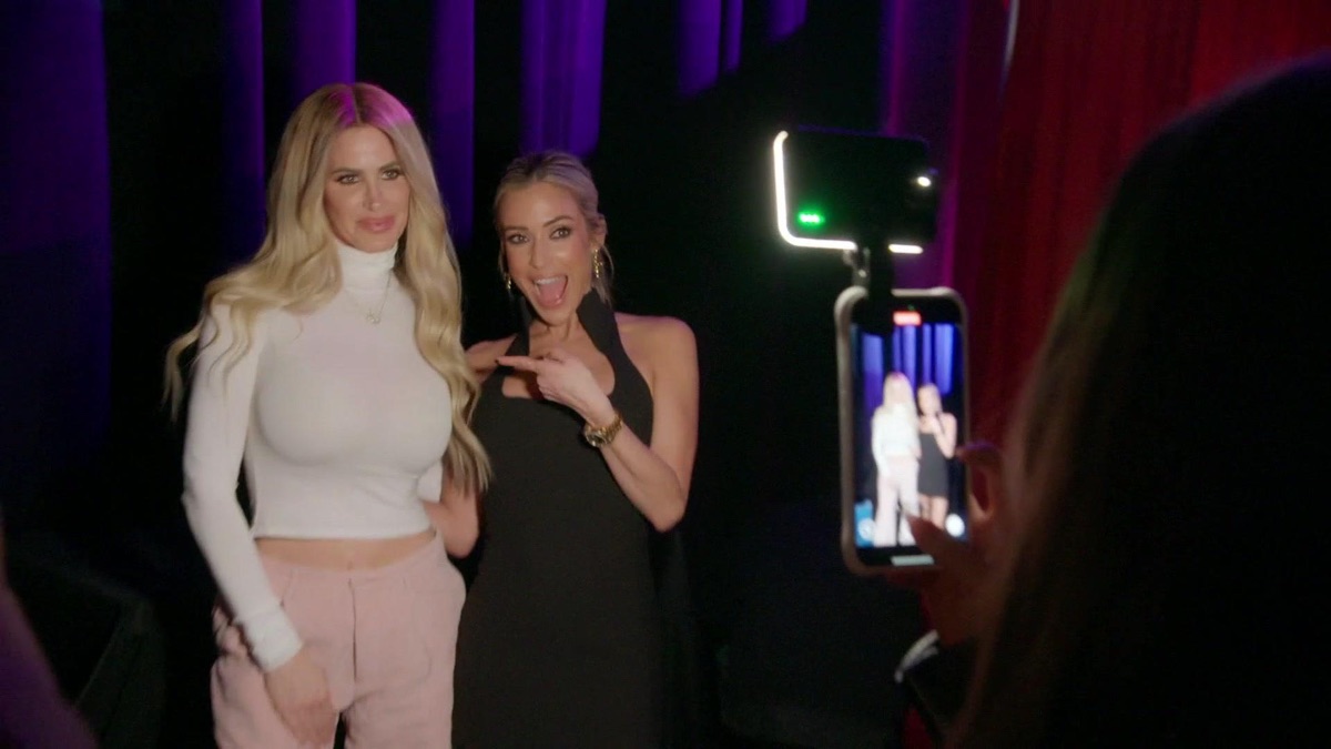 ‎Headlines and Heartbreak – Honestly Cavallari: The Headline Tour ...