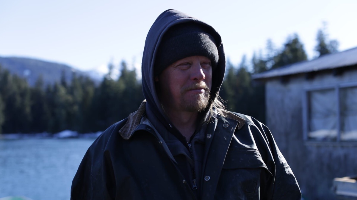 Packing Heat - Port Protection Alaska (Season 7, Episode 2) - Apple TV