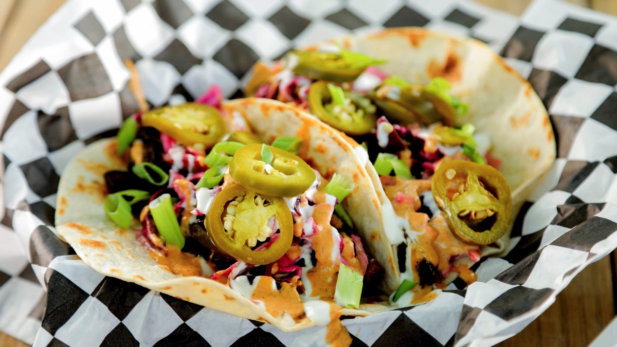 Flavor Explosion - Diners, Drive-Ins and Dives (Season 47, Episode 10 ...