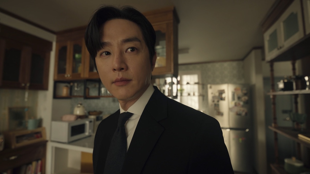 Connection - Connection (Season 1, Episode 11) - Apple TV