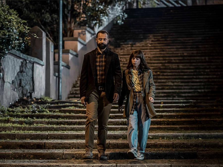 Padres vs. influencers - Apple TV (MX)