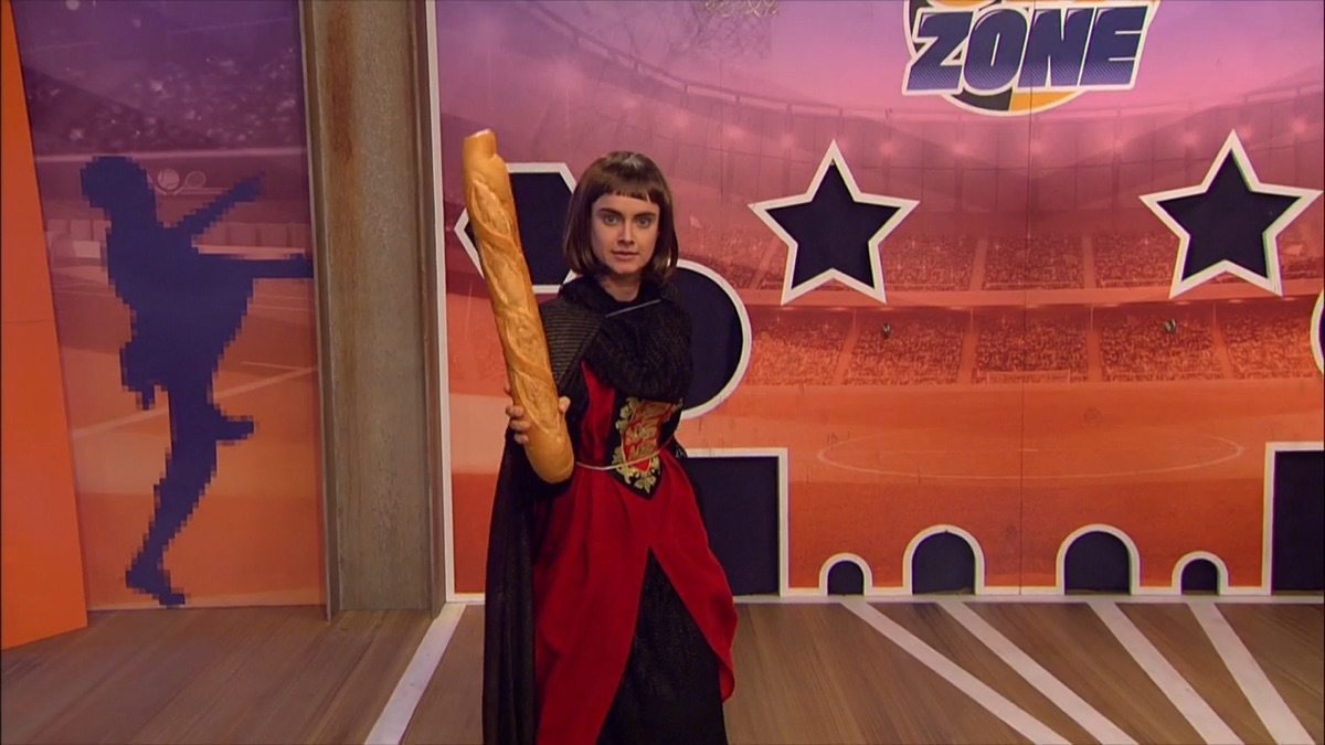 ‎Julius Caesar vs. Joan of Arc – Smashhdown! (Season 3, Episode 19 ...