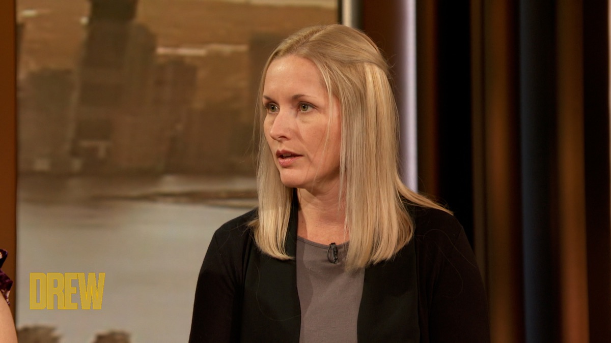 BFF Nurse Surprise, Drew's News - The Drew Barrymore Show - Apple TV