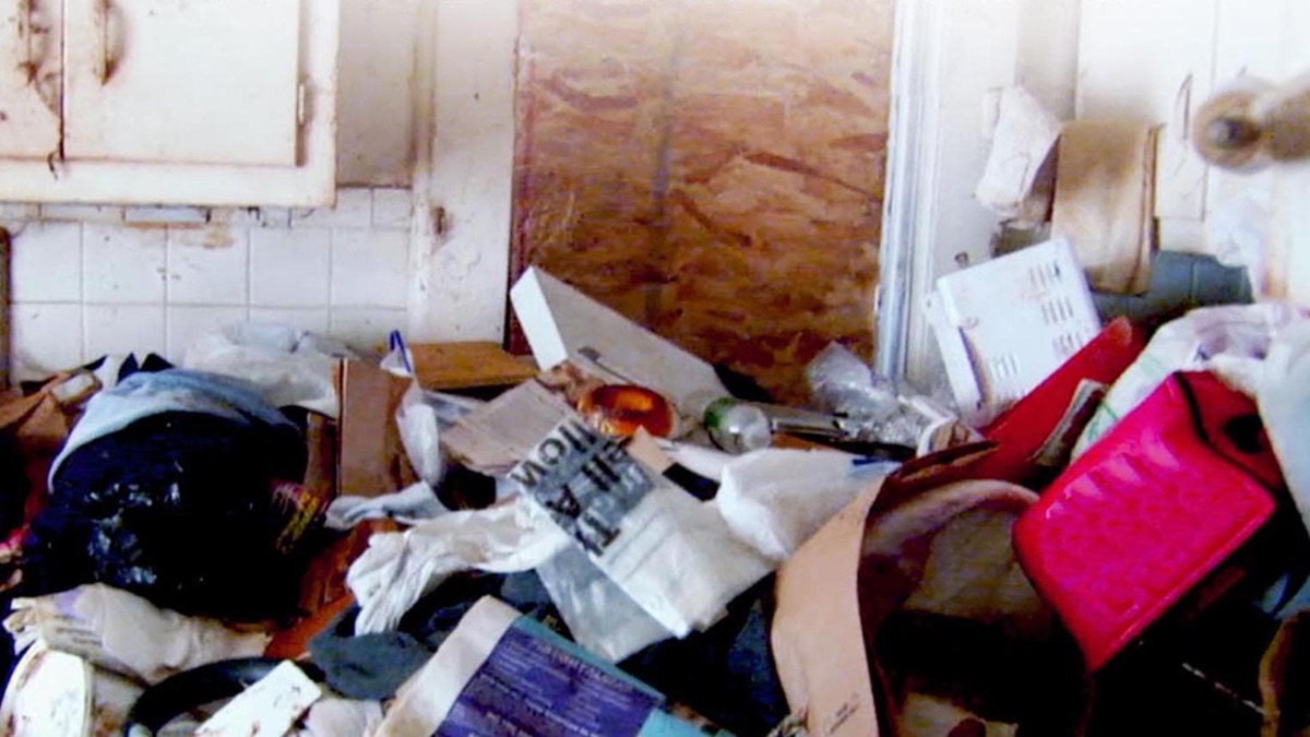 Beyond Hoarding - Apple TV