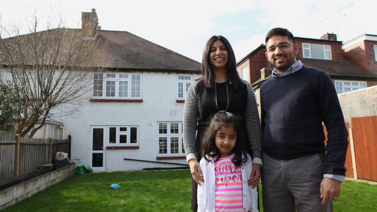 Gandhi & Franco Norris - Inside Out Homes (Series 1, Episode 6) - Apple ...