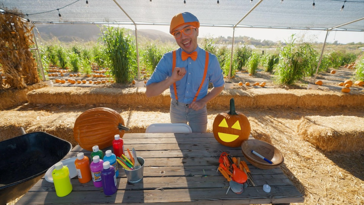 Blippi Get's A Haircut - Blippi Visits - Apple TV (UK)