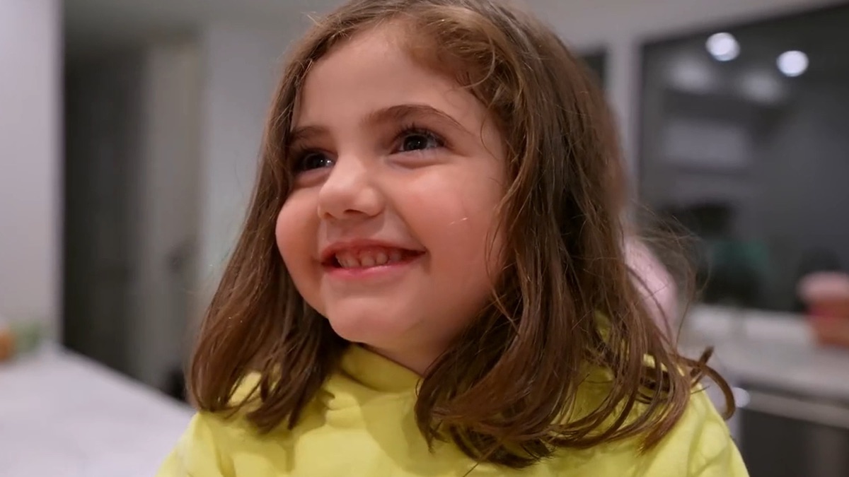 ‎Last to Fall Asleep Wins – The Anazala Family (Season 1, Episode 38 ...