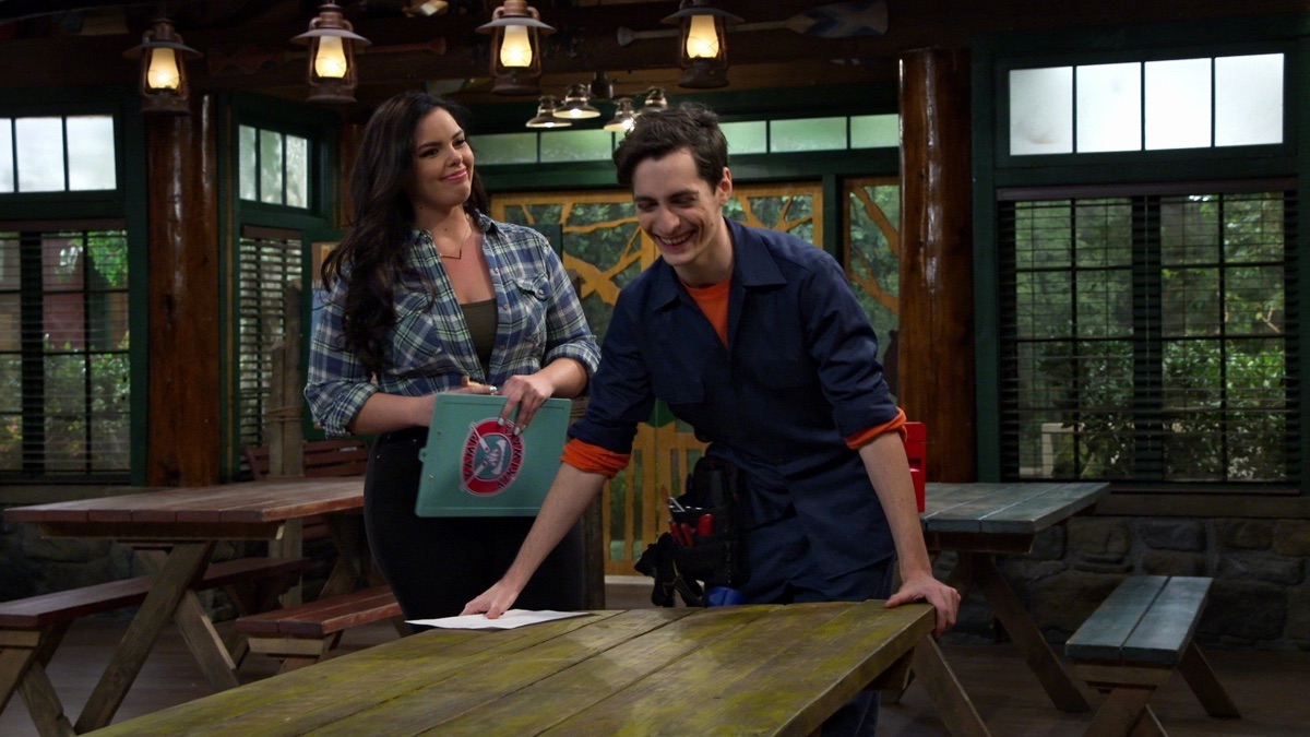 ‎Squatters' Fights - Bunk'd (Series 4, Episode 26) - Apple TV (KR)