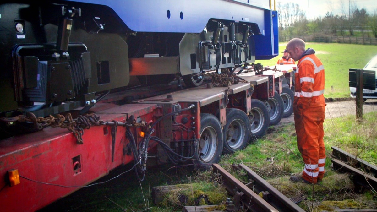 Heavy Haul Train - Train Truckers (Series 2, Episode 2) - Apple TV (UK)