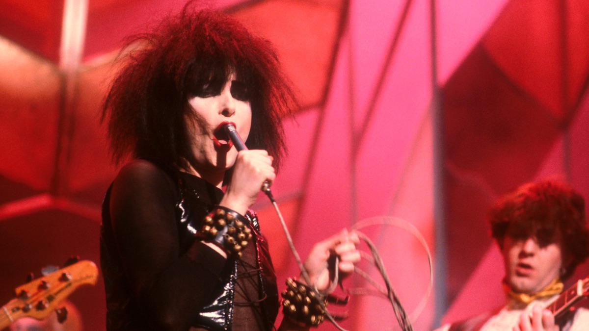 1983 - Big Hits - Top Of The Pops - Apple TV (UK)