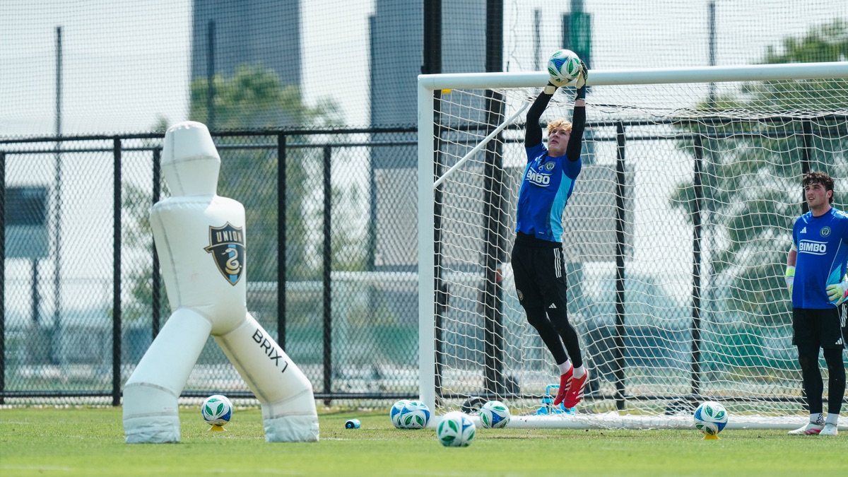 ‎The U: Andrew Rick Mic'd Up - Philadelphia Presents (Series 2025 ...