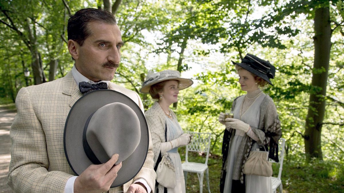 Atatürk - The Father Of Modern Turkey - Apple TV