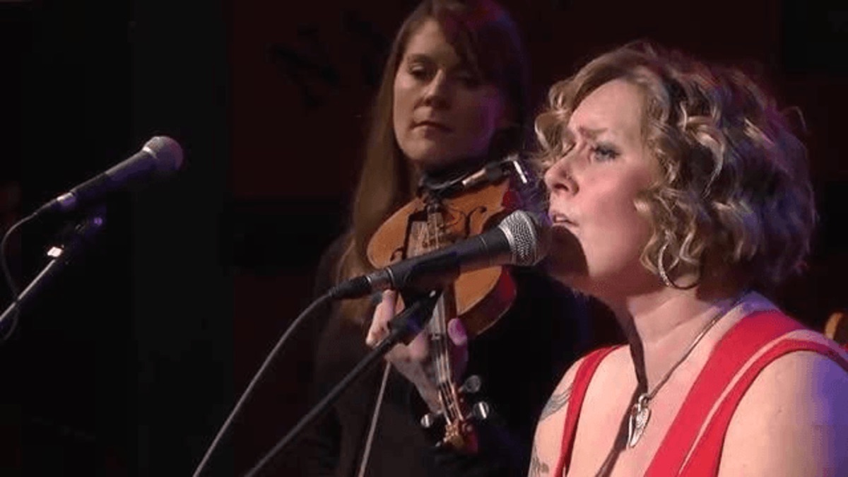 Jessica Lynne - Band In Seattle - Jessica Lynne Concert 223 - Apple TV