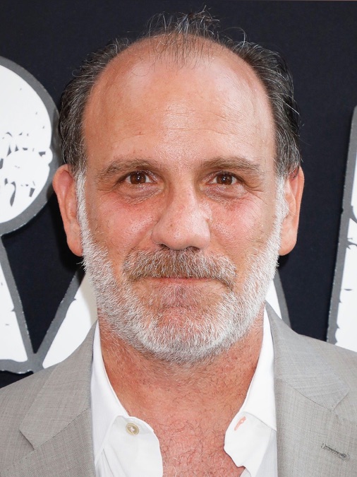 ‎Películas y series de Nick Sandow - Apple TV