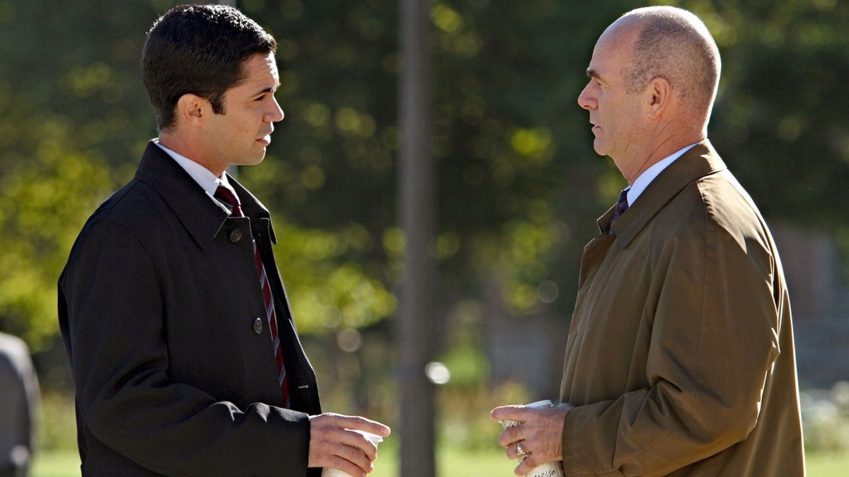 Running Around - Cold Case (temporada 5, episodio 3) - Apple TV (SV)