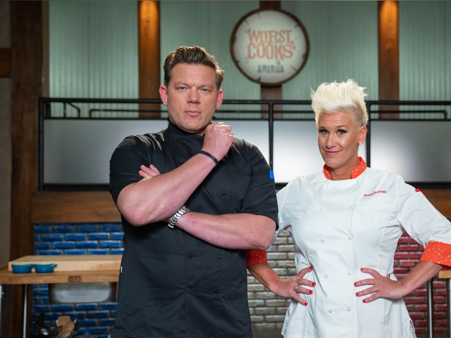 Worst Cooks In America - Apple TV (CA)